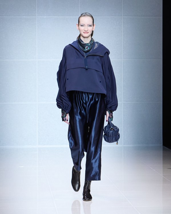 Giorgio Armani Fall/Winter 2024-2025 Ready-to-Wear Collection | Azyaamode